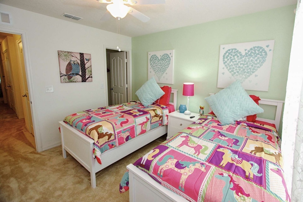 New Listing! Compass Bay Resort, 3mi to Disney & 9mi to Universal ...