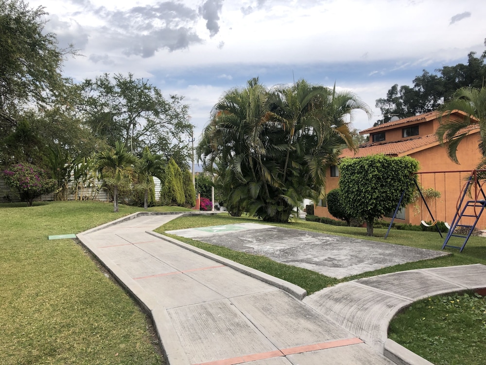 La Rinconada Santa Fe in Xochitepec | Best Rates & Deals on Orbitz