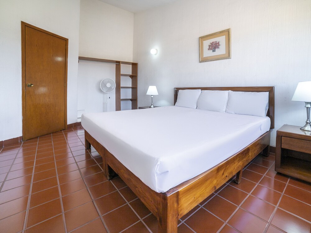 La Rinconada Santa Fe in Xochitepec | Best Rates & Deals on Orbitz