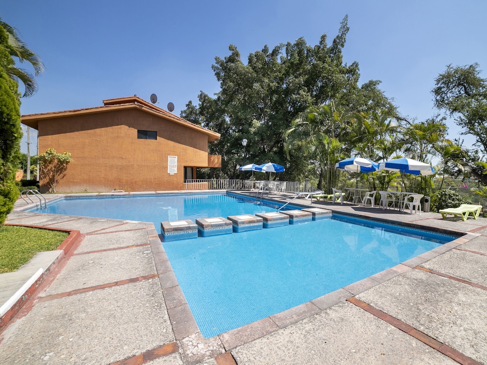 La Rinconada Santa Fe in Xochitepec | Best Rates & Deals on Orbitz