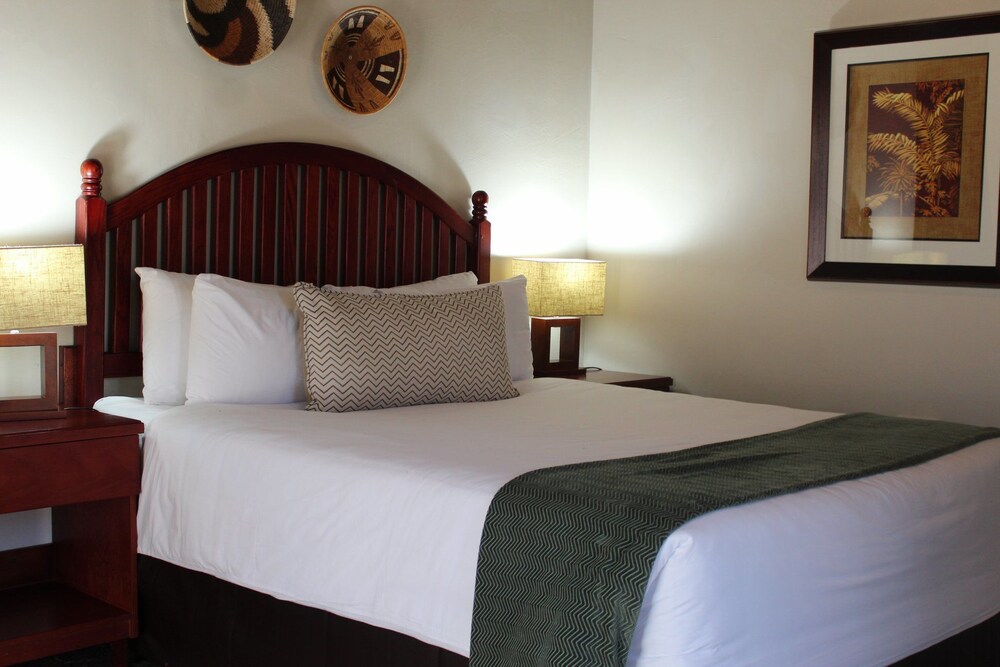Manong Game Lodge Deals & Reviews (Lobatse, BWA) | Wotif