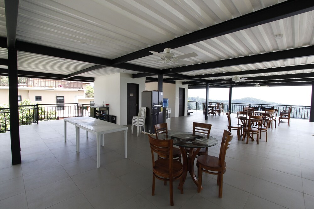 Bituin sa Tala in Orani | Best Rates & Deals on Orbitz