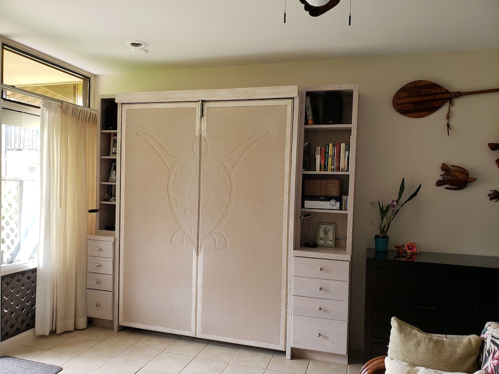 Molokai Dreams Oceanview Studio @ Kephui Beach Resort/ aka Kaluakoi ...