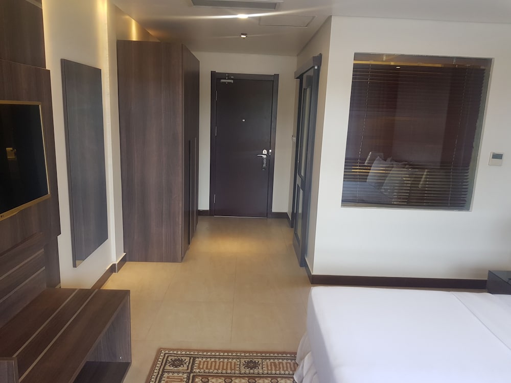 Golden Tulip Agulu Lake Hotel & Resort in Awka | Best Rates & Deals on ...
