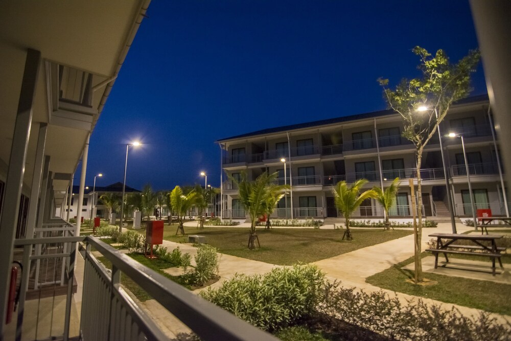 Royale Chulan Cherating Chalet, Cherating: $54 Room Prices & Reviews ...