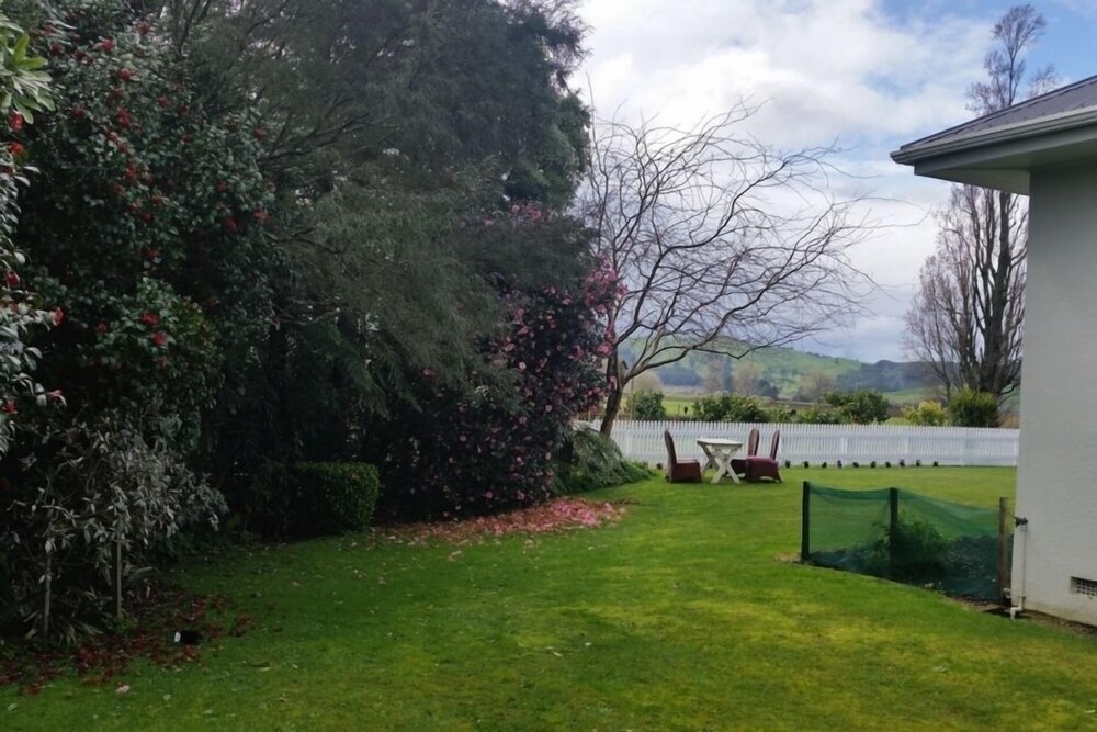 Homestead with Mountain View, Garden view, Farm Animals, Farm stay ...