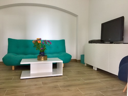 Maia En Rdc D’ Une Villa,entièrement Rénové - Rayol-Canadel-sur-Mer