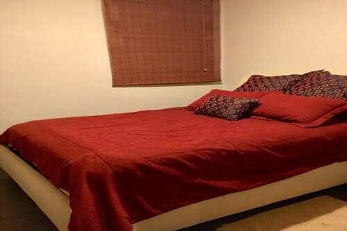Downtown Apartment #3. - North Dakota