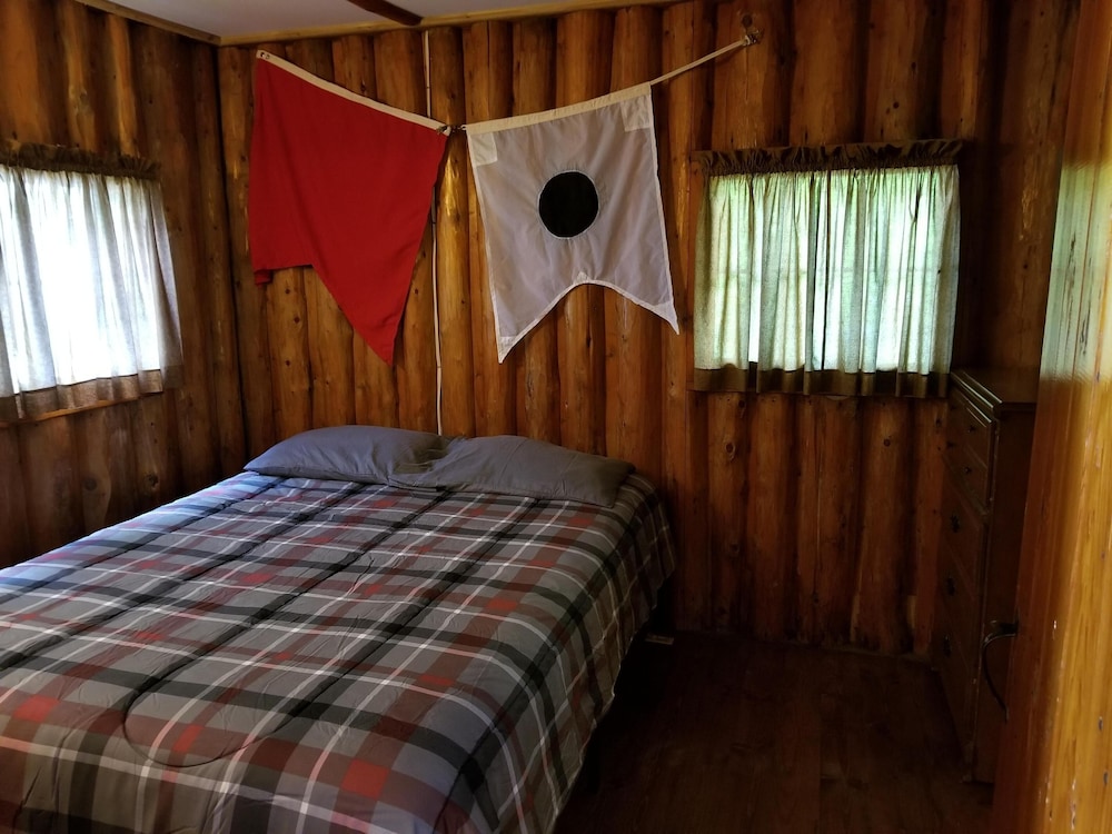 Torch Lake Cabin Rentals~ Where Cozy Lakefront Cabins meet stunning ...