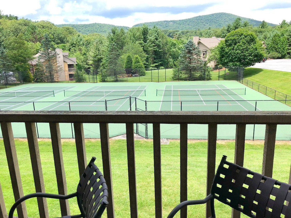 1 BR in Chetola Resort w/ full resort amenities, walk to Main St ...