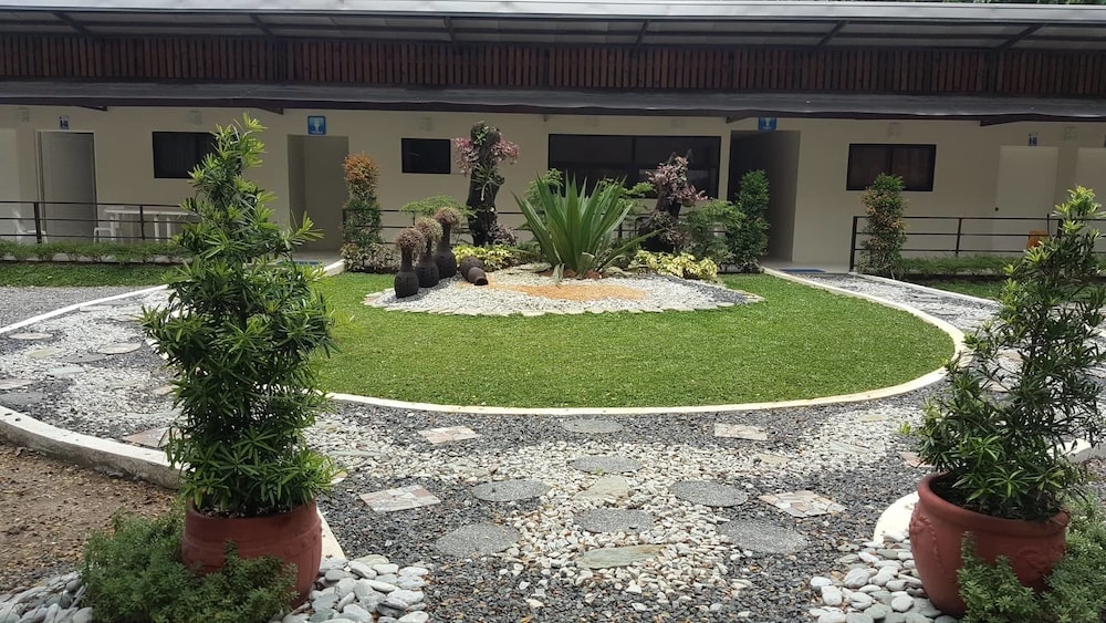 Samba Bluewater Resort in Olongapo | Best Rates & Deals on Orbitz