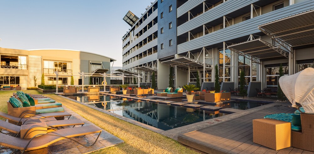 Protea Hotel by Marriott O.R. Tambo Airport in Johannesburg | Best ...