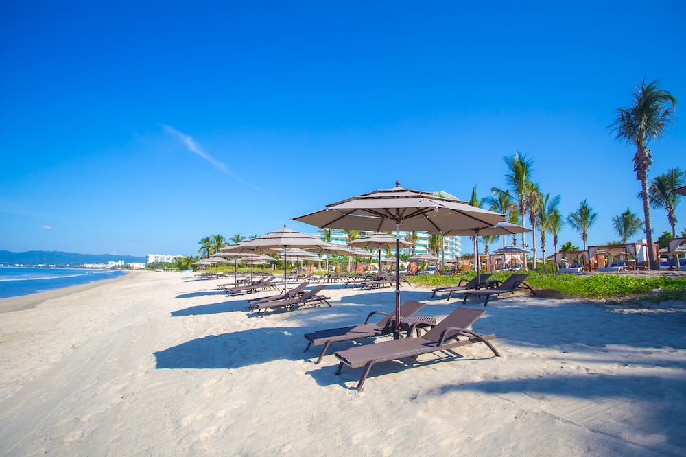 Marival Distinct Luxury Residences All Inclusive in Puerto Vallarta ...