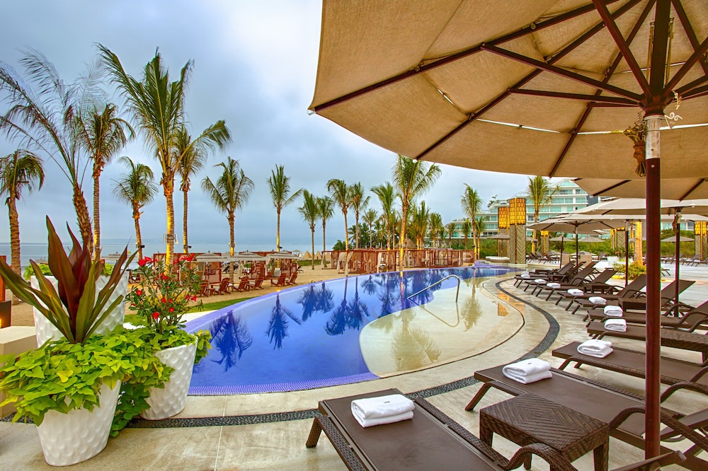 Marival Distinct Luxury Residences All Inclusive in Puerto Vallarta ...