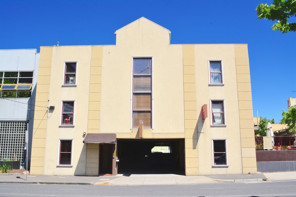 City East Motel: Deals & Reviews (Melbourne, AUS) | Wotif