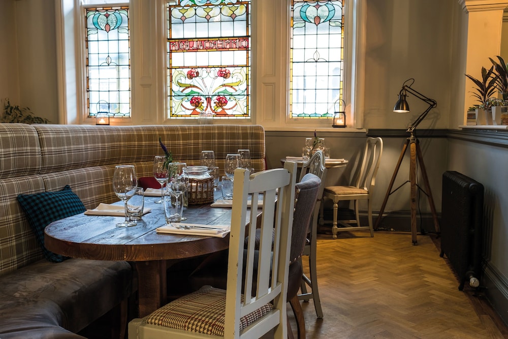 Toll House Inn in Lancaster | Best Rates & Deals on Orbitz