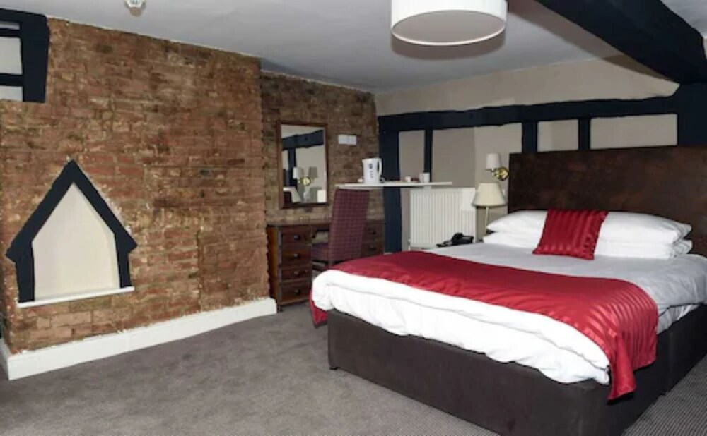 Bull Hotel Halstead by Greene King Inns: AU$79 Deals & Reviews ...