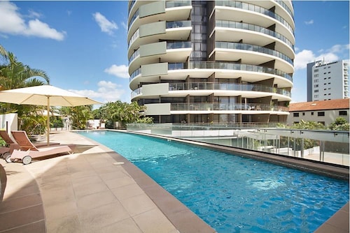 Burleigh Heads Accommodation: AU$140 Hotels in Burleigh Heads | Wotif