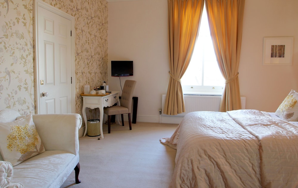 The Alexandra Court Hotel in Congleton | Best Rates & Deals on Orbitz