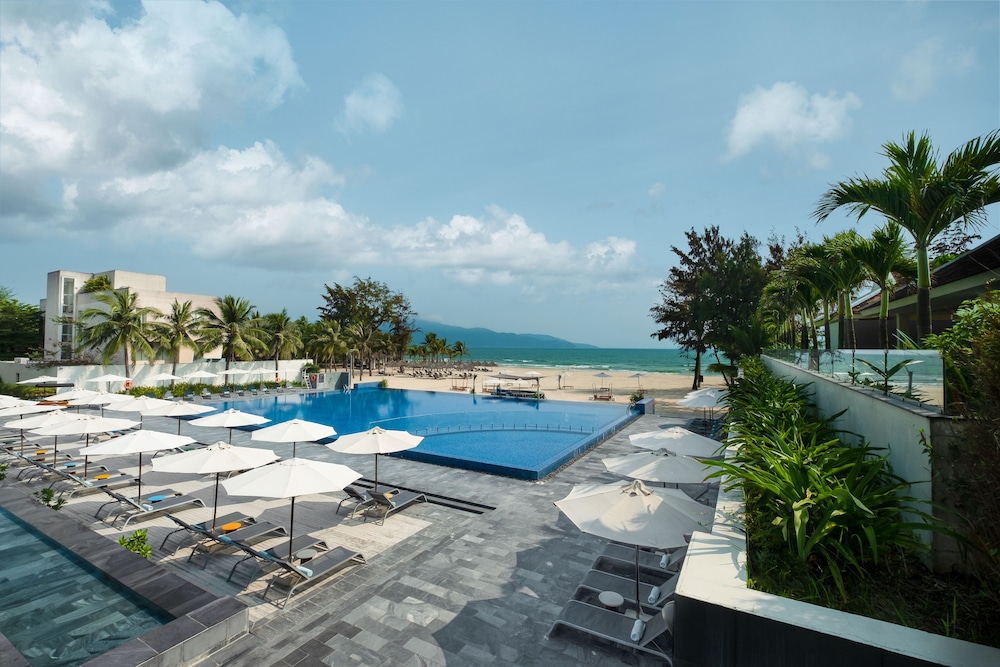 Pullman Danang Beach Resort in Da Nang | Best Rates & Deals on Orbitz