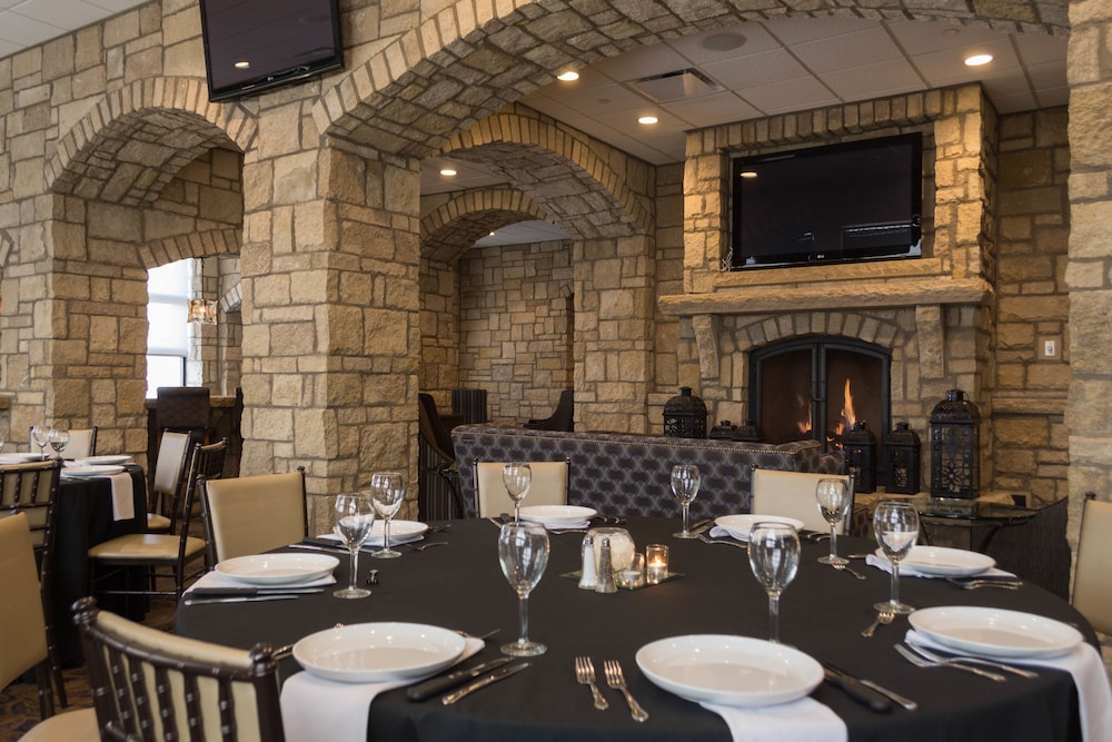 The Oread Lawrence, Tapestry Collection by Hilton in Lawrence | Best ...