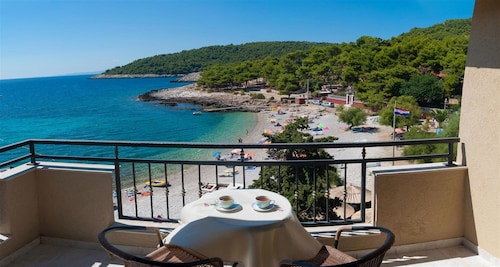 The Best Hvar Hotels on the Beach - Waterfront Hotels in Hvar | Expedia
