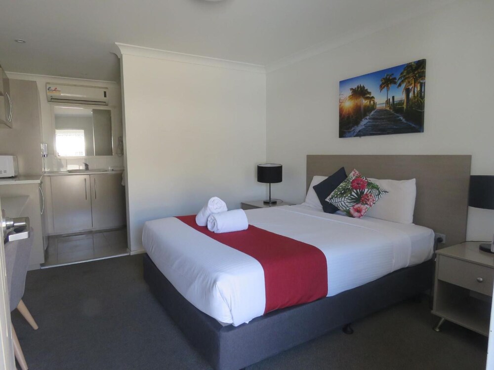 Burke and Wills Mt Isa Motel in Mount Isa | Best Rates & Deals on Orbitz
