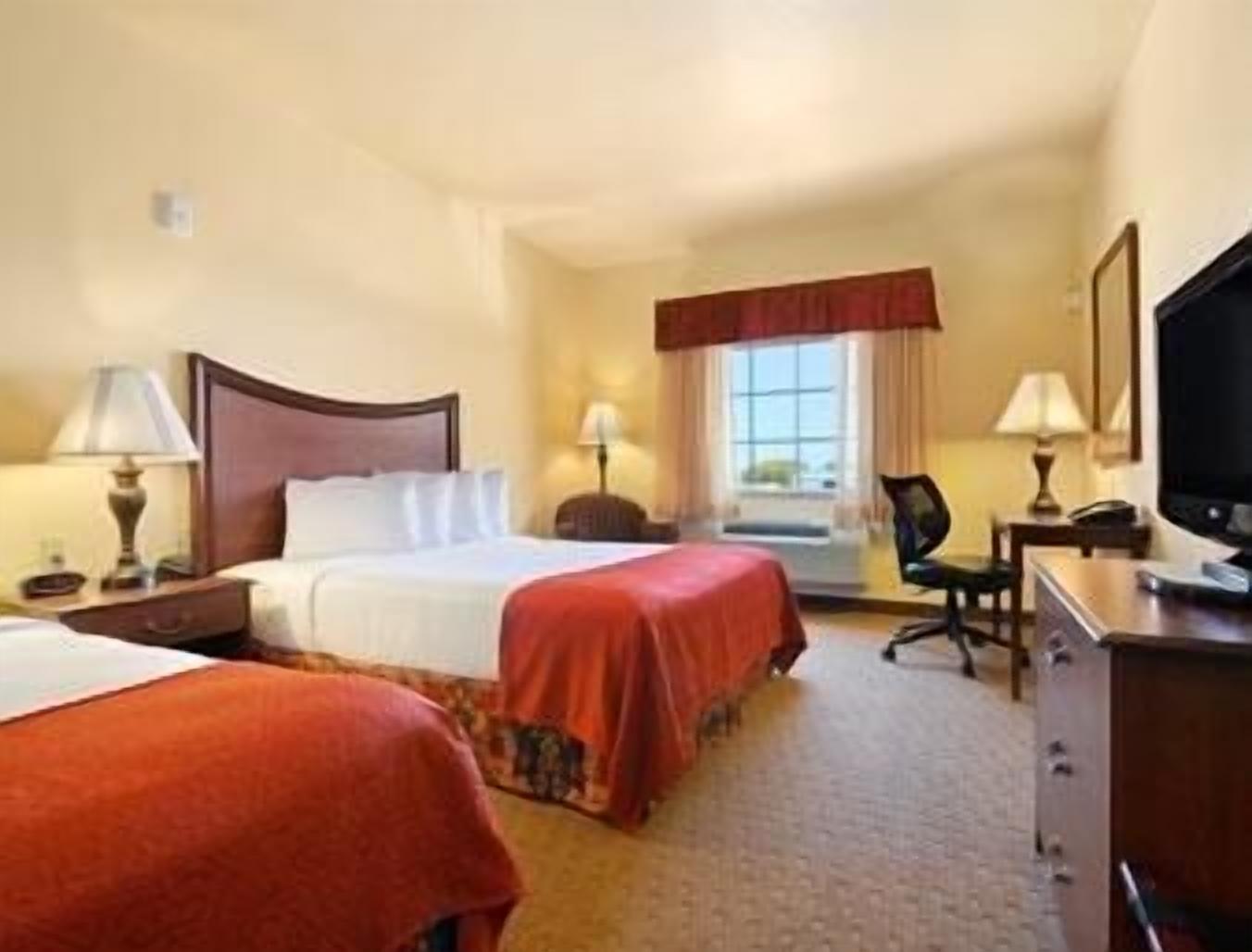 Midland Railroad Hotel in Wilson, KS | Expedia