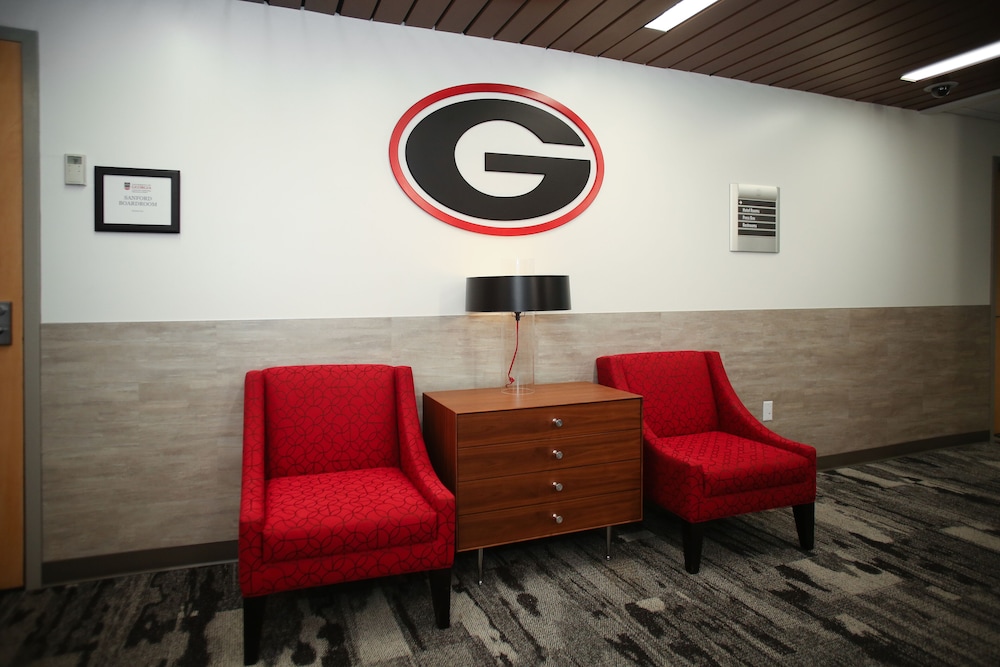 The University of Georgia Center for Continuing Education & Hotel in ...