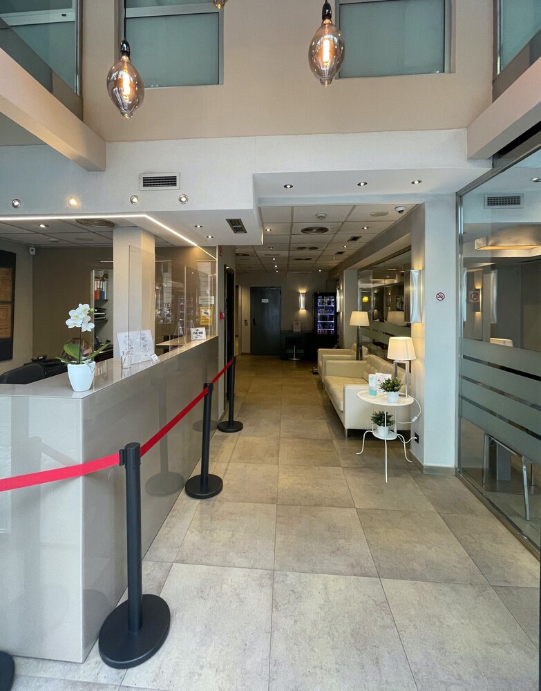 SM Hotel Sant Antoni: AU$113 Deals & Reviews (Barcelona, ESP) | Wotif