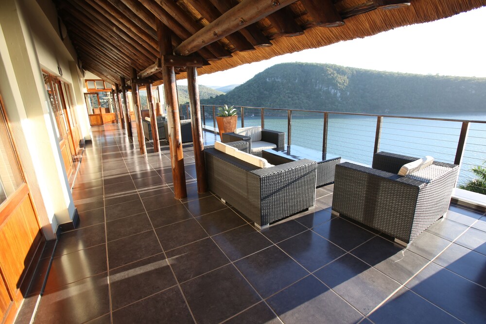 Jozini Tiger Lodge, Jozini: $128 Room Prices & Reviews | Travelocity