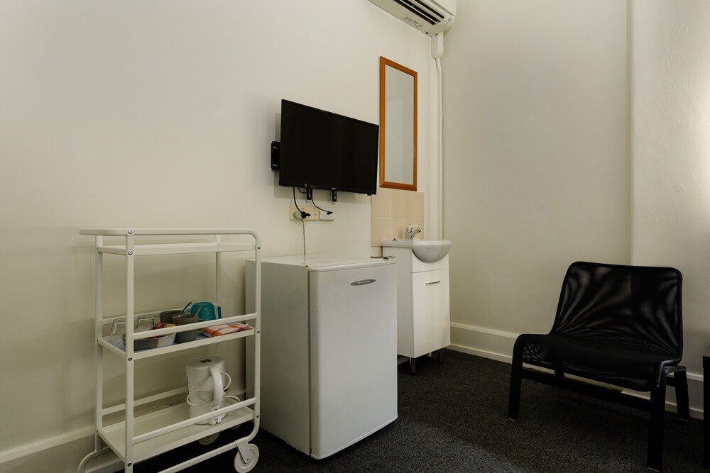 The Waterloo Bay Hotel: AU$138 Deals & Reviews (Brisbane, AUS) | Wotif