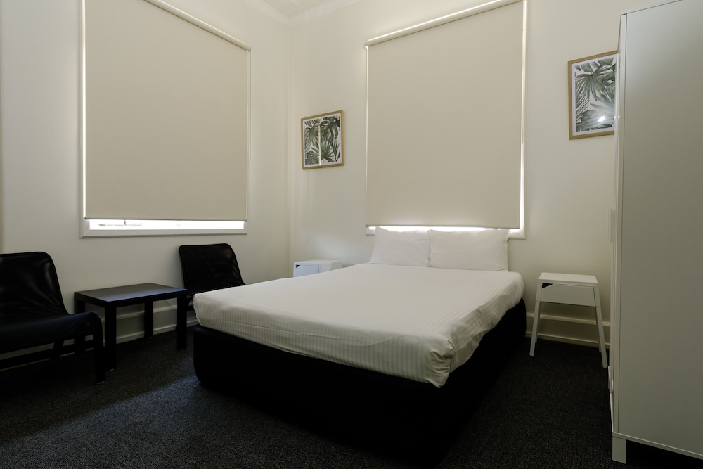 The Waterloo Bay Hotel: AU$122 Deals & Reviews (Brisbane, AUS) | Wotif
