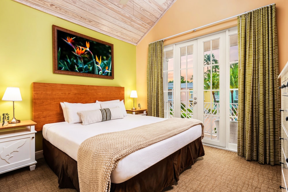 Room Deals for Islander Bayside Villas and Boatslips, Islamorada ...