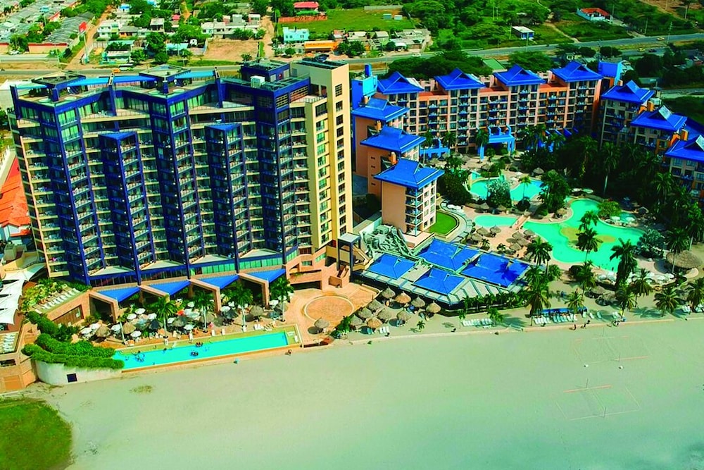 Zuana Beach Resort in Santa Marta | Best Rates & Deals on Orbitz
