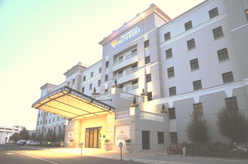 Peermont Metcourt at Emperors Palace: 2019 Room Prices $152, Deals ...