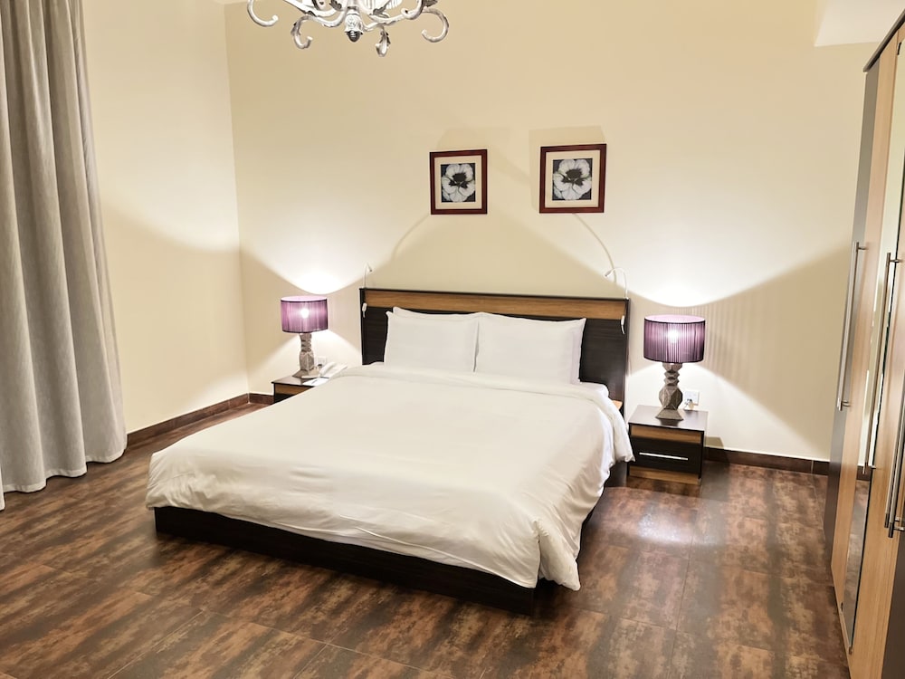 Al Manzil Hotel Bahrain in Manama | Best Rates & Deals on Orbitz