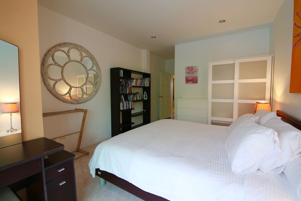 Pool villa, walk to beach, restaurants & 7Eleven - Kamala | Vrbo