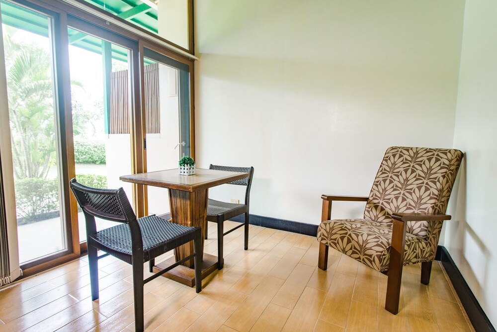 The Park - Silang: AU$81 Deals & Reviews (Silang, PHL) | Wotif
