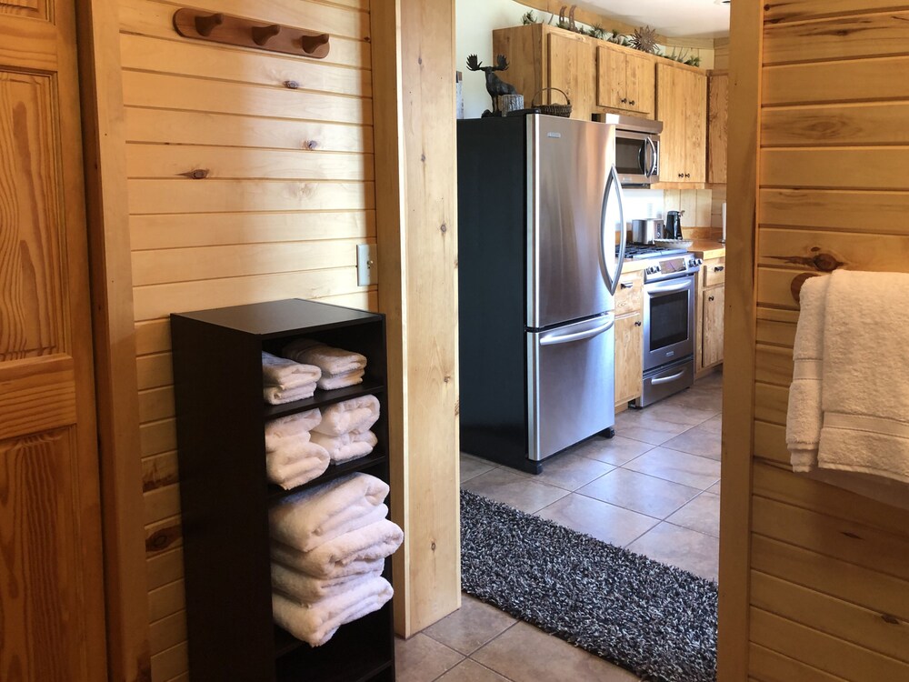 #FallDeals - Bright And Warm Cabin Overlooking Shagawa Lake - St. Louis ...