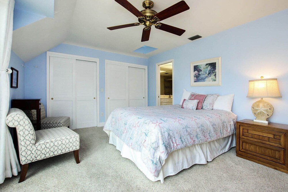Modern 3BR Sunset Captiva Home – Steps to Beach & Village - Captiva | Vrbo