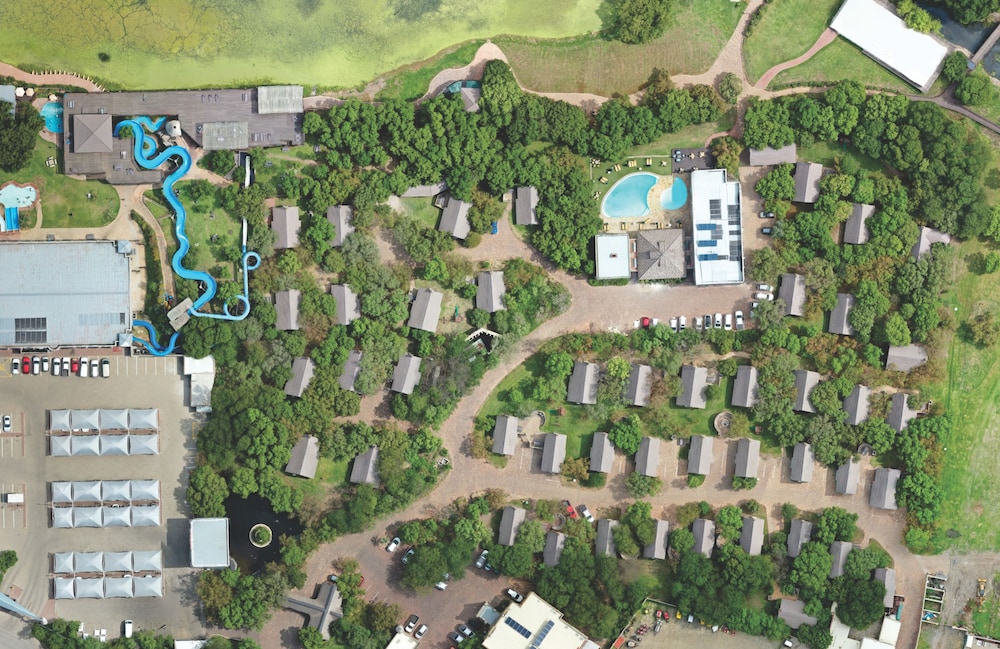 Umuzi Lodge, Secunda: Room Prices & Reviews | Travelocity