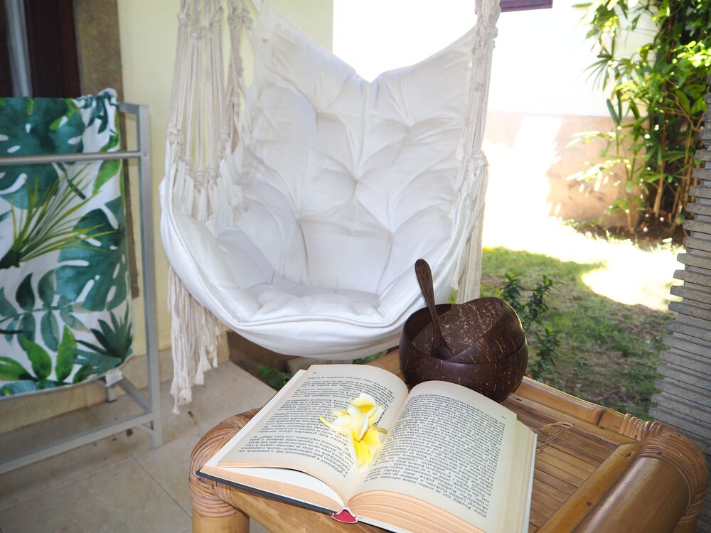 Green CoCo house with garden view,1min walk from the beach - Karangasem ...
