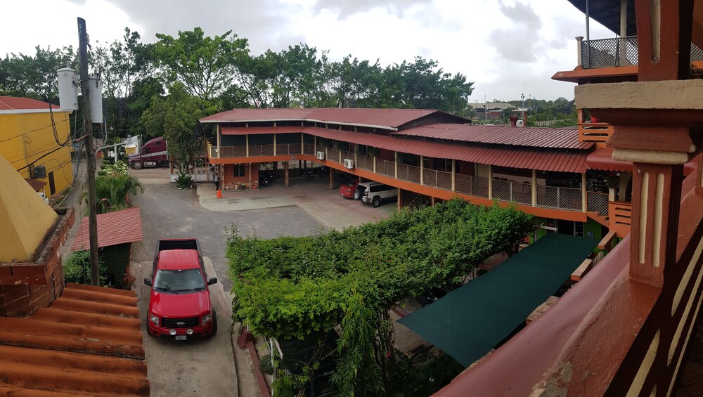 Hotel Matias de Galvez, Puerto Barrios: Room Prices & Reviews | Travelocity