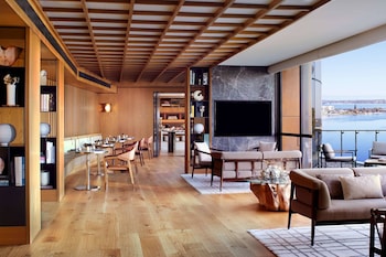 The Ritz-Carlton, Perth, Perth: $274 Room Prices & Reviews | Travelocity