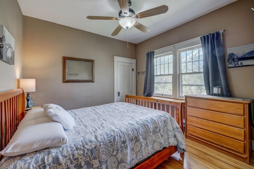 Downtown Craftsman Home - Casper, WY