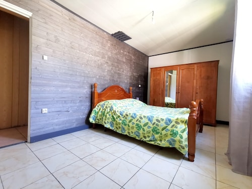 House With 4 Bedrooms In Cilaos, With Wonderful Mountain View, Enclosed Garden And Wifi - 40 Km From The Beach - Réunion