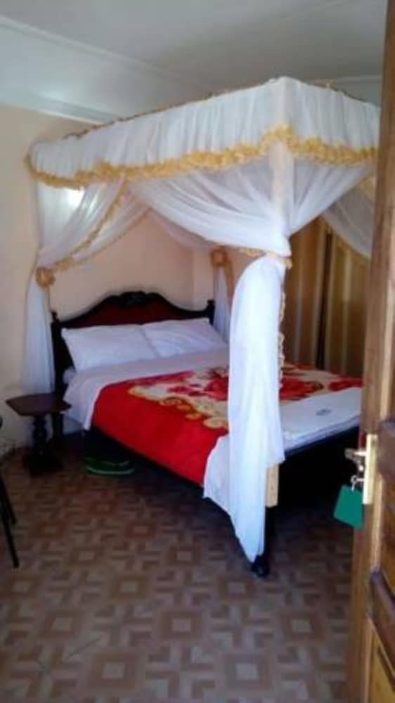 Equator Green Gardens and Resort: AU$87 Deals & Reviews (Mogotio, KEN ...