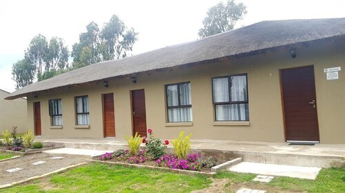 Top Hotels in Mohales Hoek from $41 | Expedia