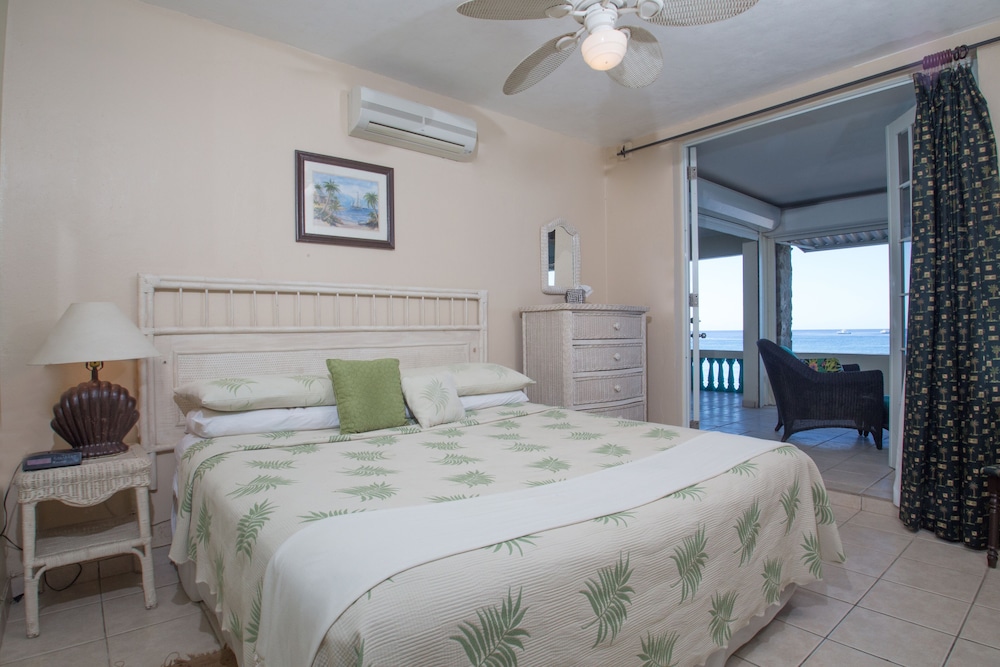 Sunset Paradise Villas - Oceanfront - Rincon - 50 guests - Private ...